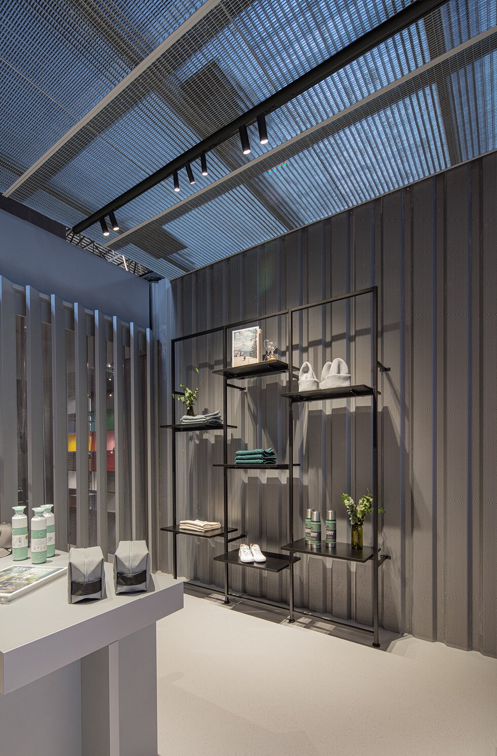 MOVE IT PRO - One system – all spaces – no limits - Luminaire | XAL